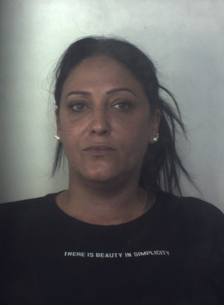 SIRACUSA – I CARABINIERI ARRESTANO UNA DONNA PER DETENZIONE DI UNA ...